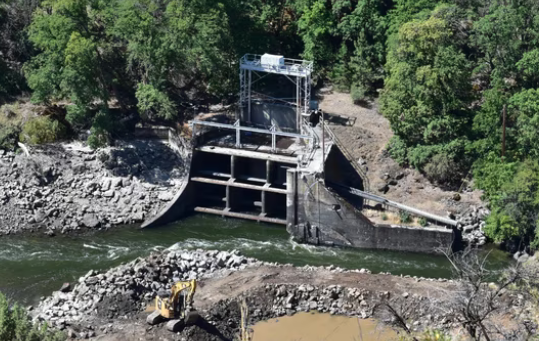 The first dam is out – Central Oregon Informed Angler